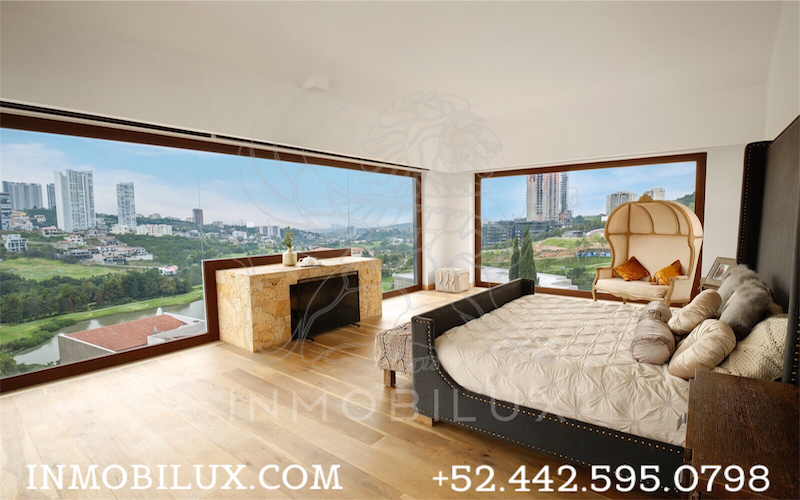 Casa en Venta en Country Club Bosque Real - Estado de Mexico / INMOBILUX